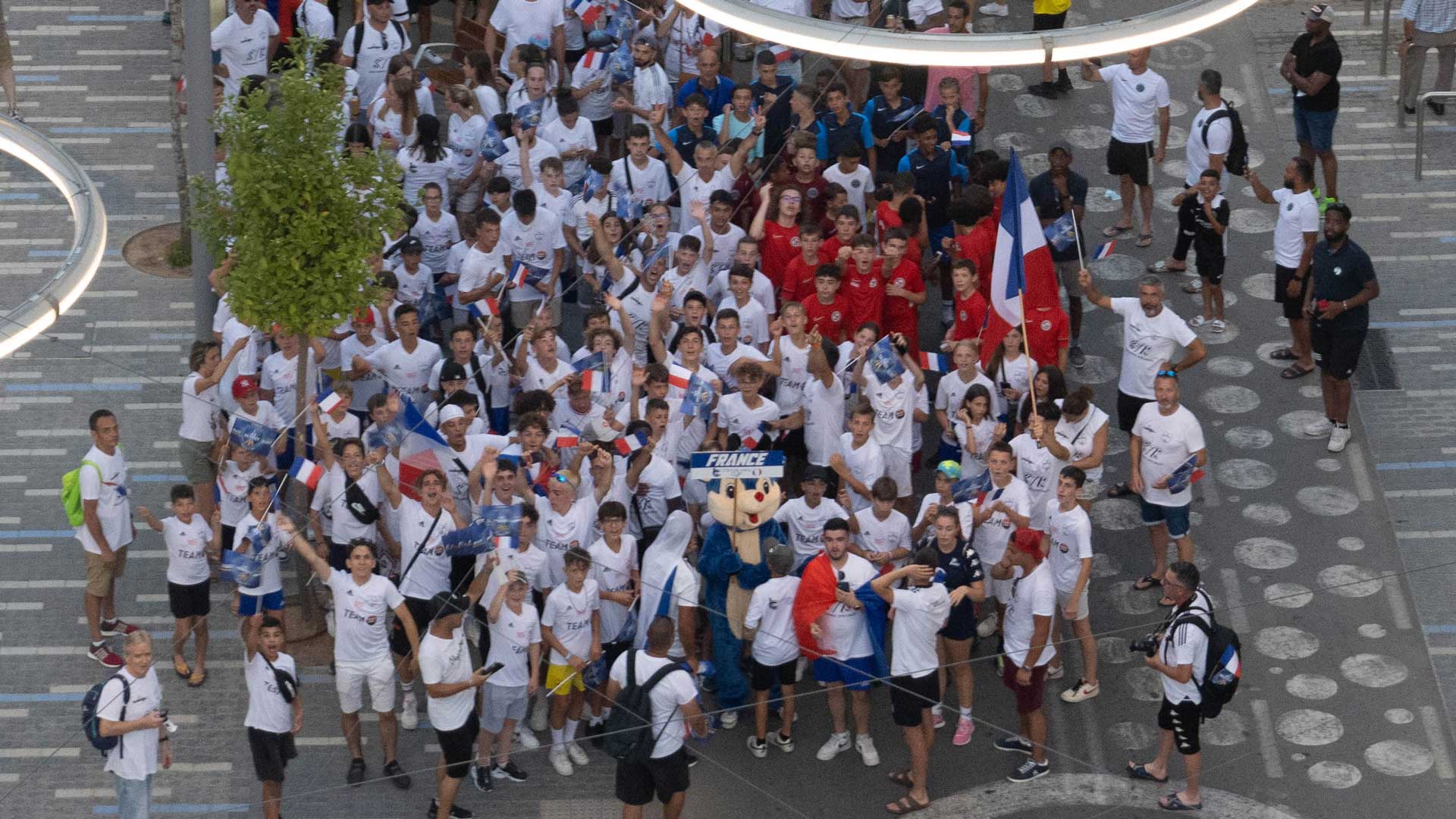Benidorm welcomes almost 4,000 young people, boys and girls, from the ...