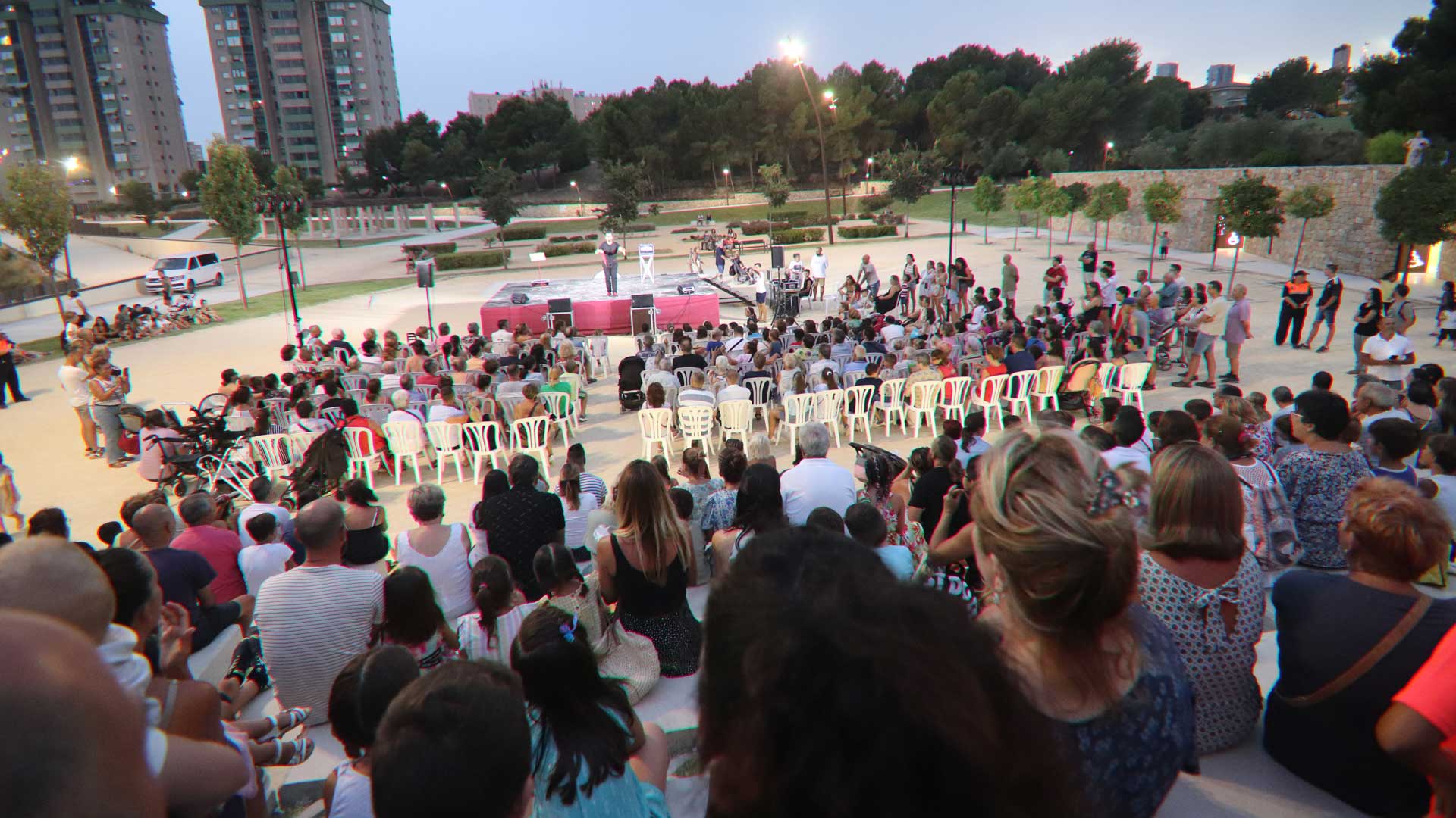 Excepcional acogida del espectáculo de magia de Mag Malastruc en el ...