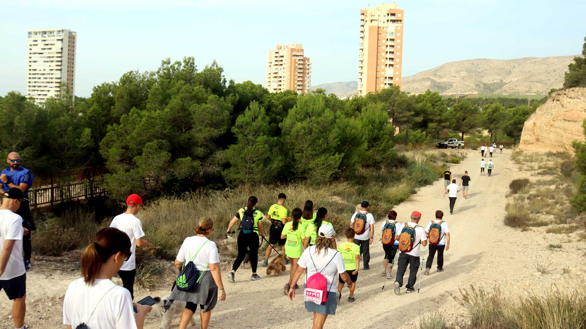 Cerca de 500 personas participan en el III Cross Solidario Campo a ...