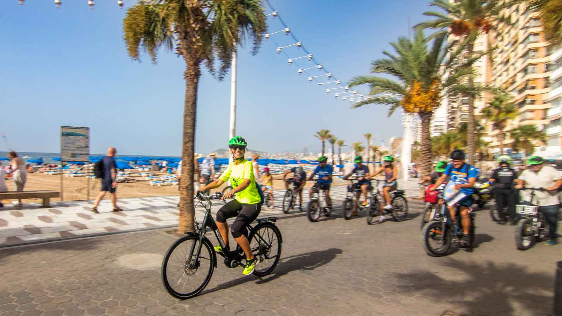 Domingo de bicicleta en Benidorm dentro de la Semana Europea de la ...