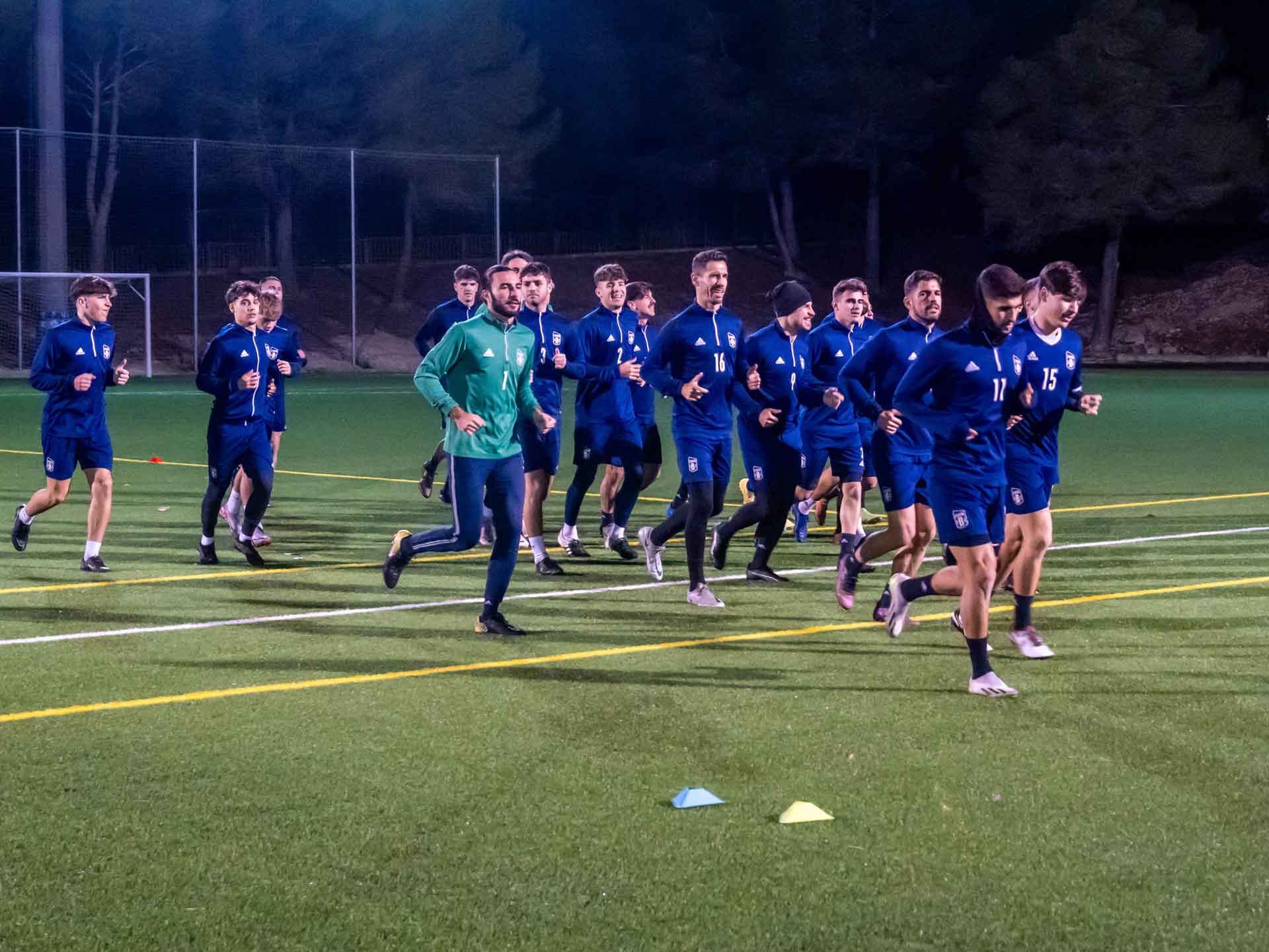 Los clubes locales estrenan y se entrenan en los nuevos campos de ...