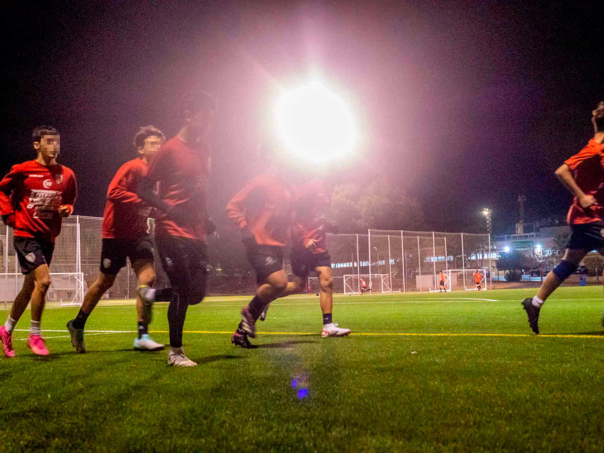 Los clubes locales estrenan y se entrenan en los nuevos campos de ...