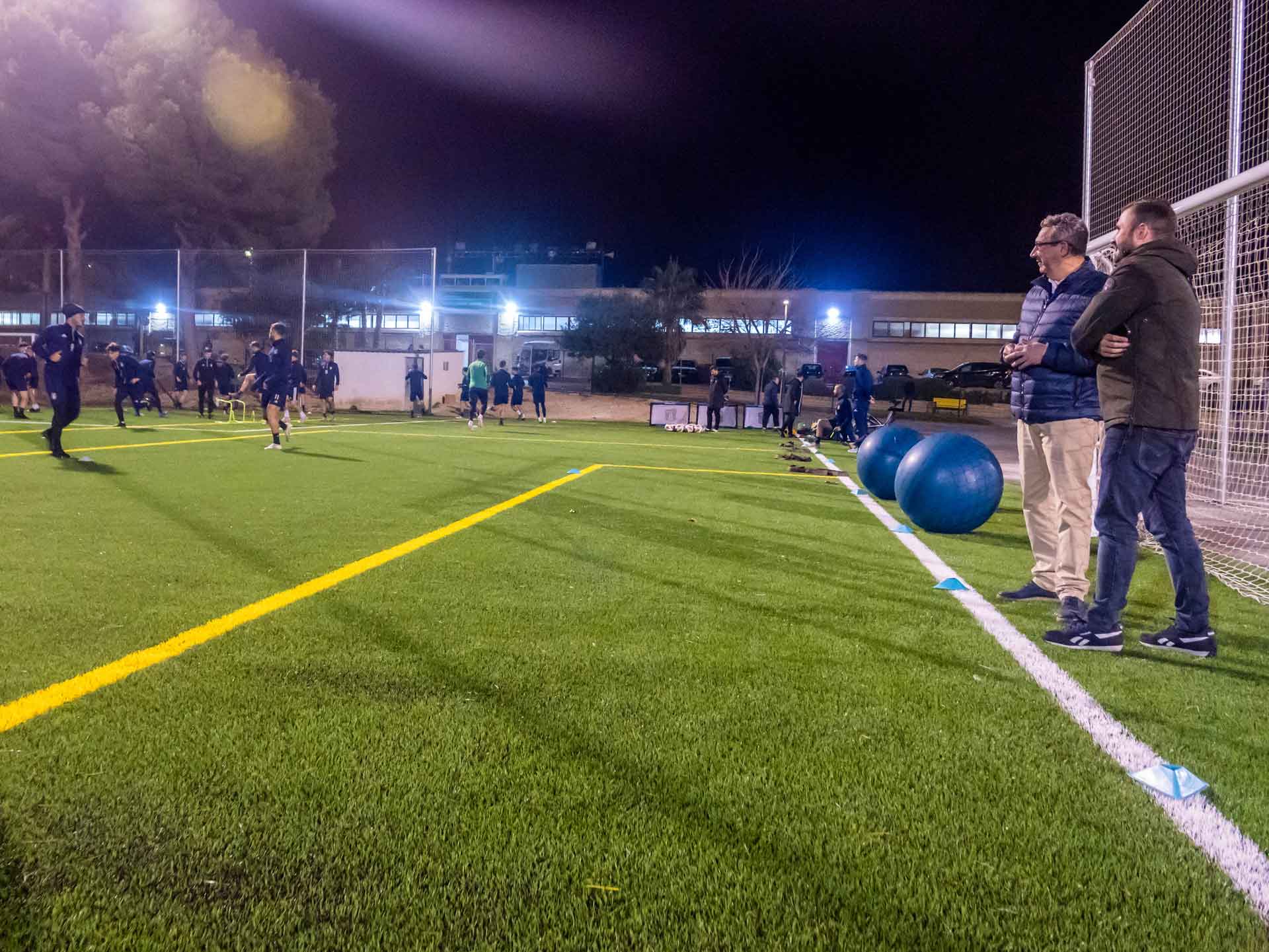 Local clubs debut and train on the new football fields in Benidorm ...