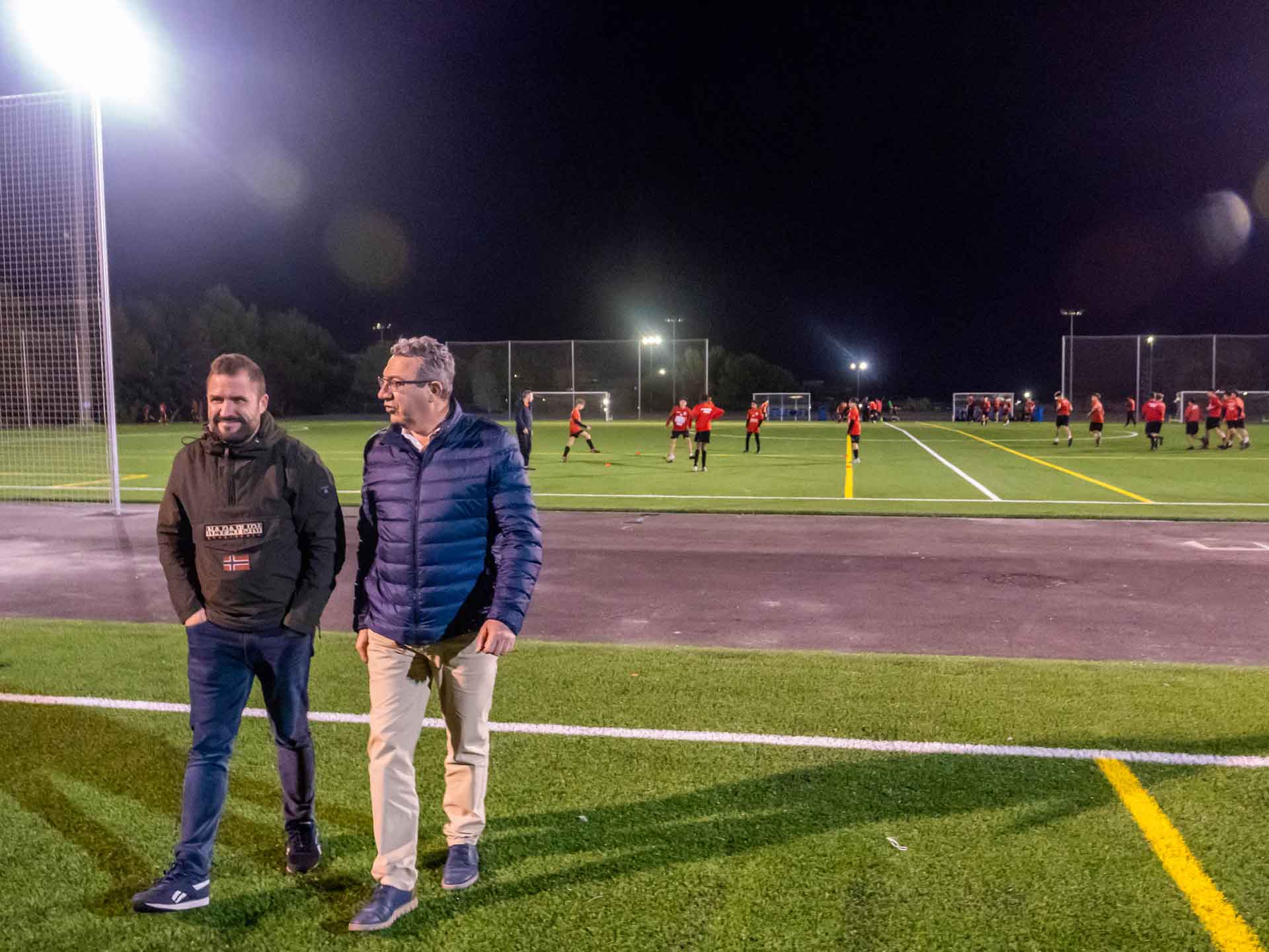 Los clubes locales estrenan y se entrenan en los nuevos campos de ...