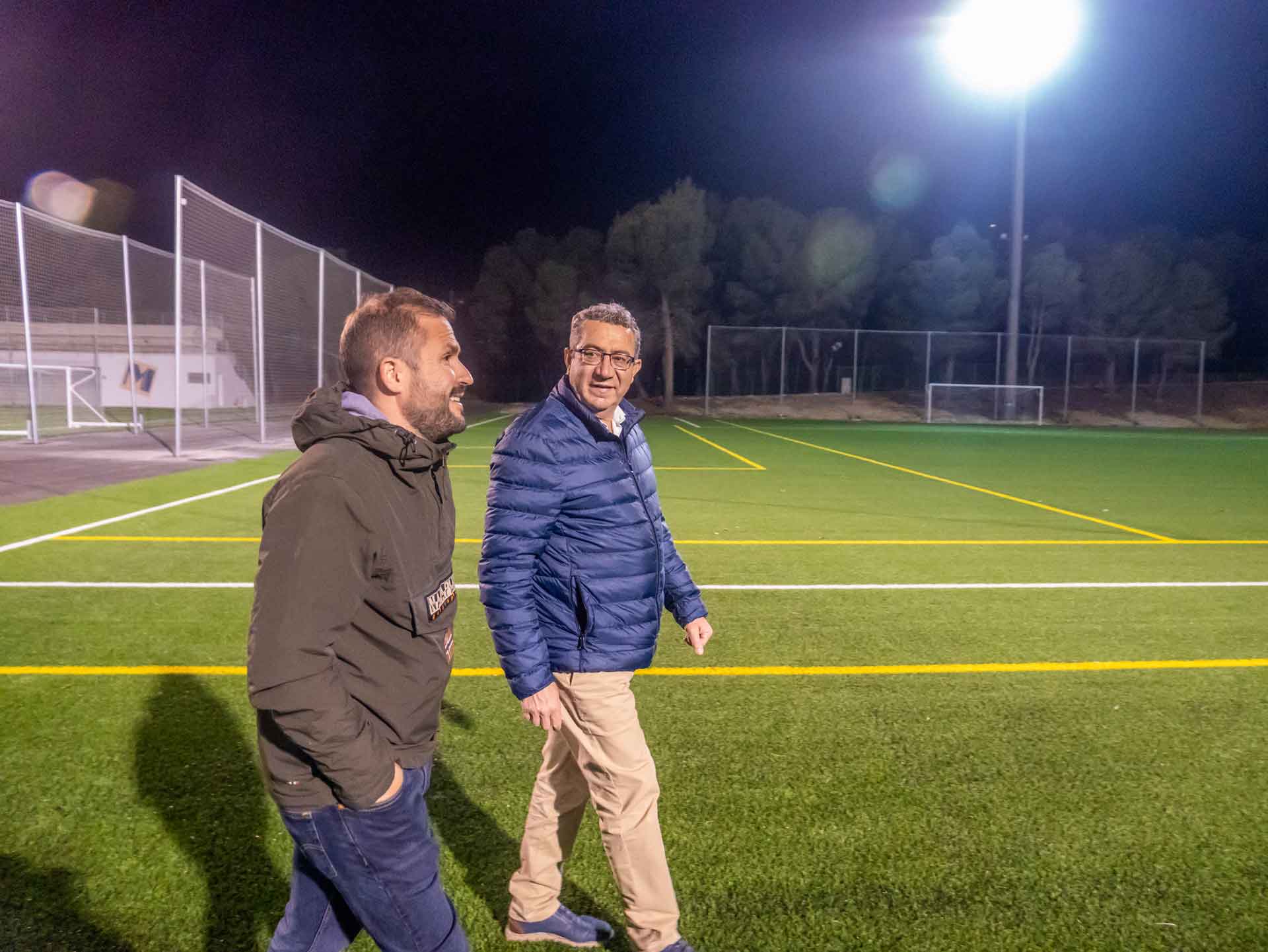 Los clubes locales estrenan y se entrenan en los nuevos campos de ...