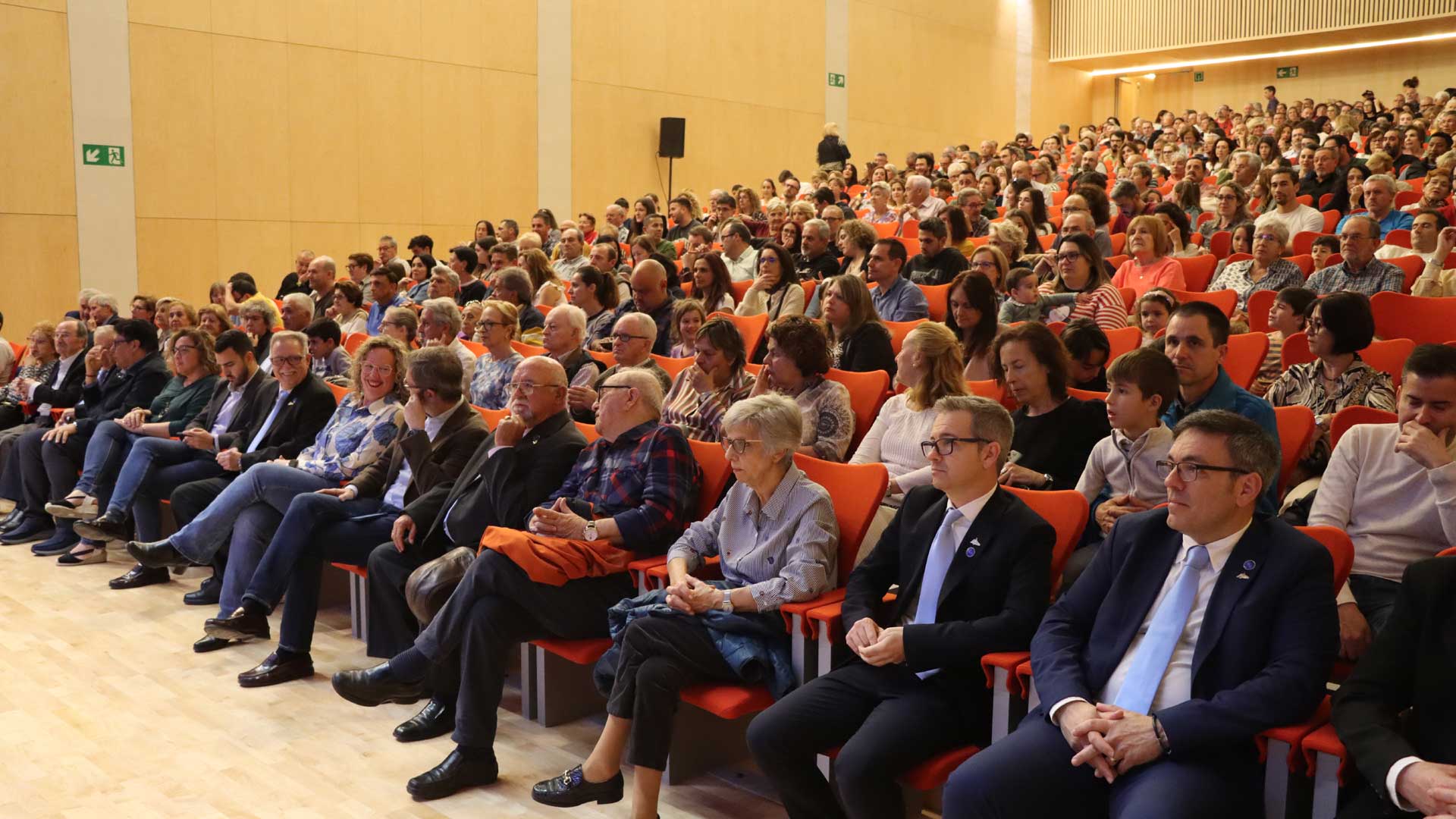 S M. La Nova Musical band achieves great success with its concert ...